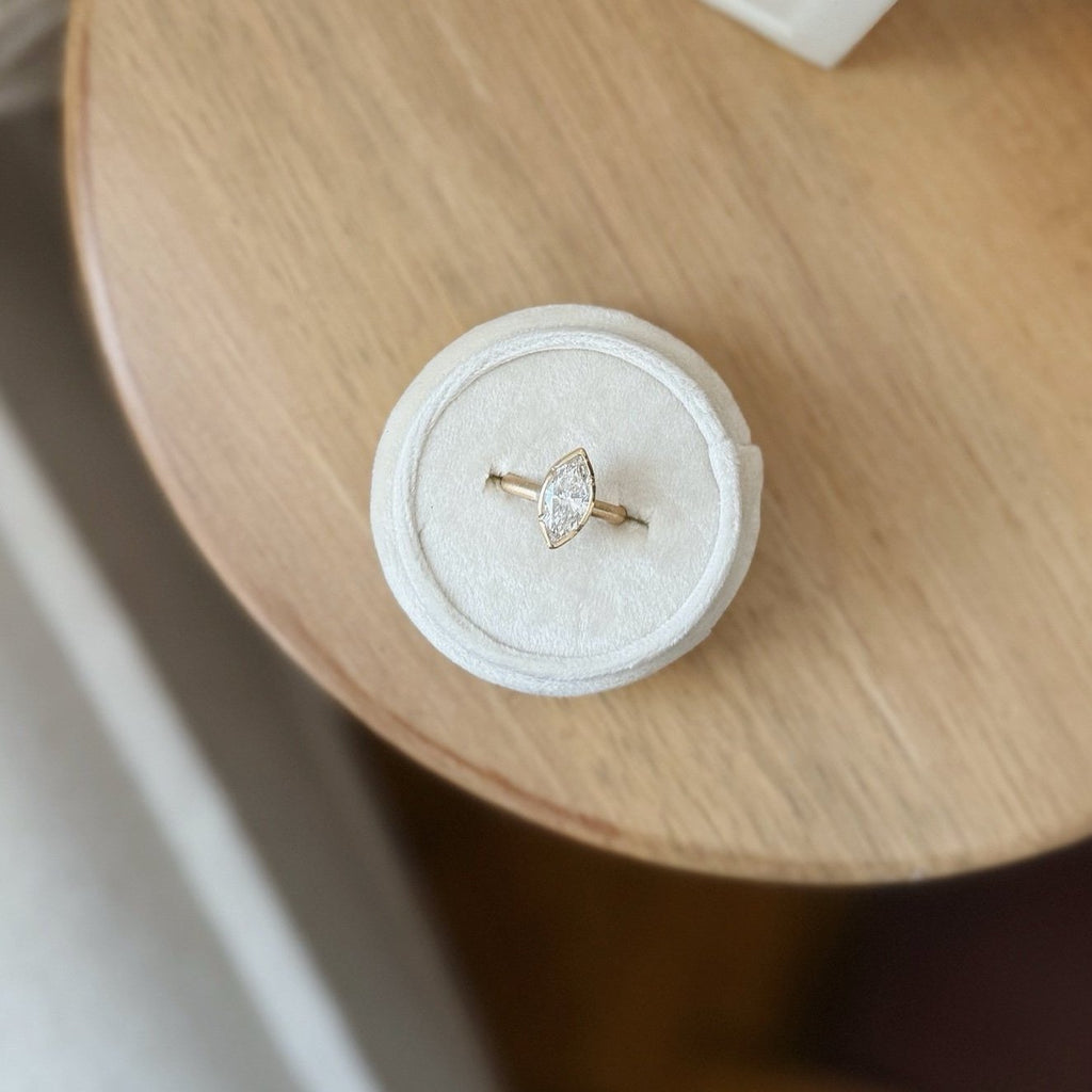 SELENA – Nell Lorraine